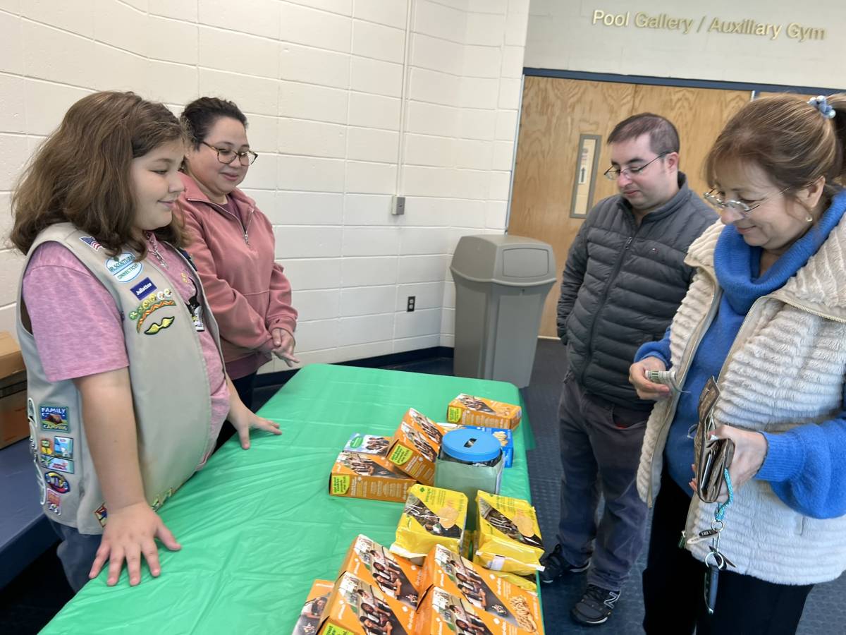 Monroe man donates cookies for all: ‘I’ve seen so many smiles. This ...